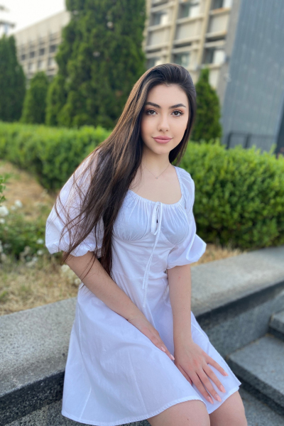 👉 Sign In on the best dating site for singles — MeetBrides